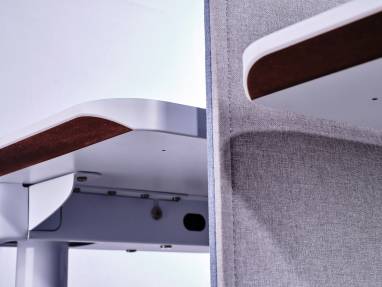 Migration SE Pro Electric Height-Adjustable Standing Desk - Steelcase