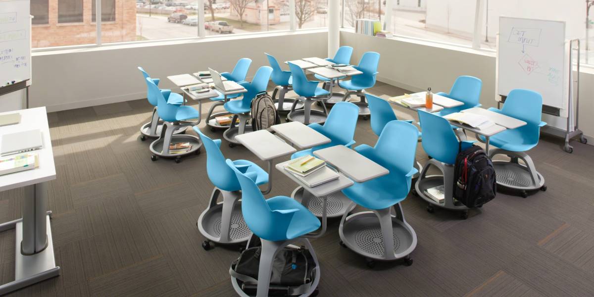 Active Learning Classroom Brings New Life to School - Steelcase