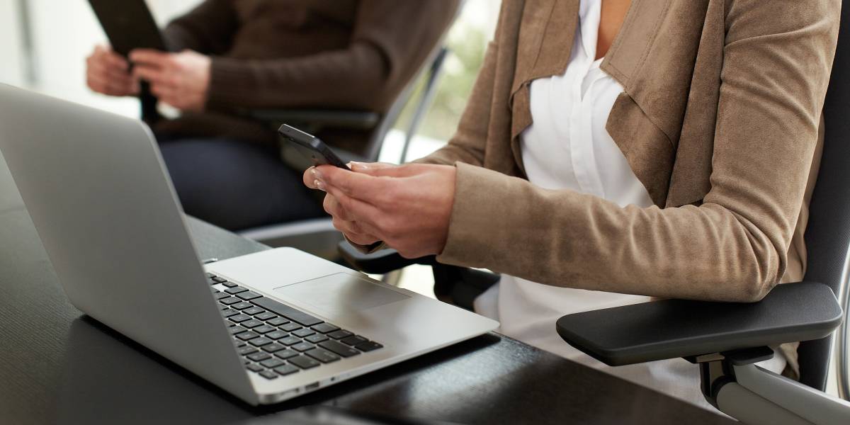 Beyond PCs: Armrest Support in a Changing Workplace - Steelcase