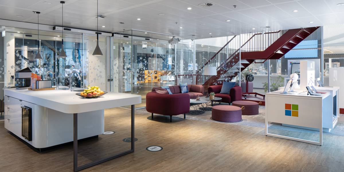 Microsoft’s New Hub for a Redefined Business Model - Steelcase