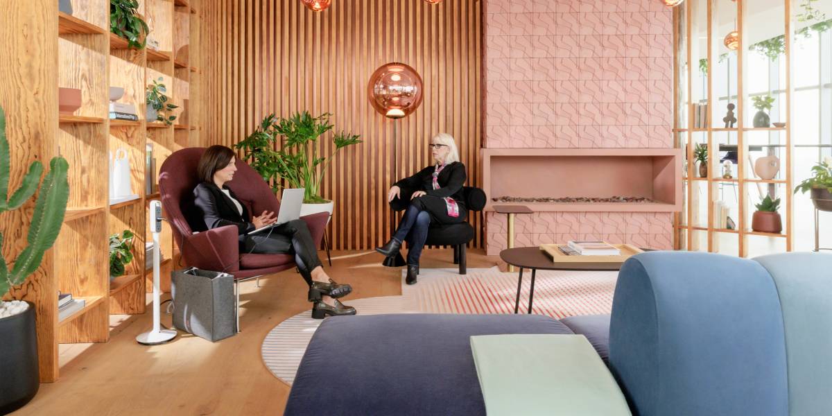 Social Spaces for Making Connections at Work - Steelcase