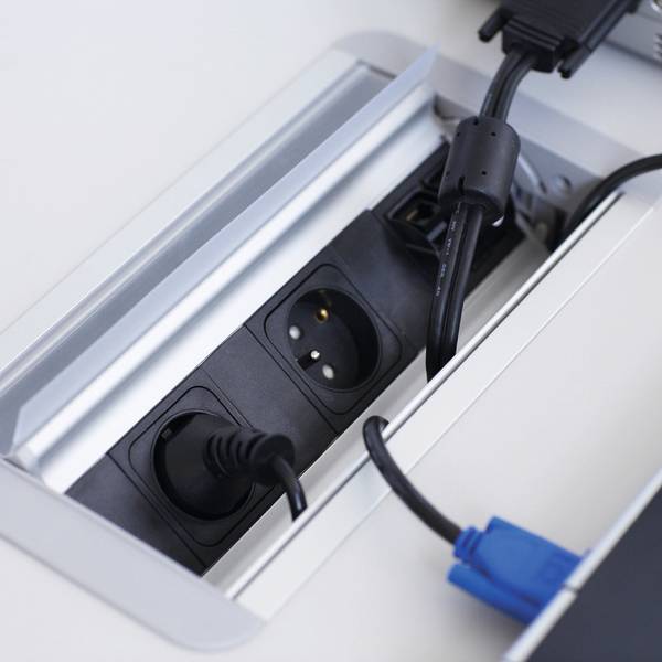 Stromanschluss, Netzwerkanschluss & Datenanschluss - Steelcase