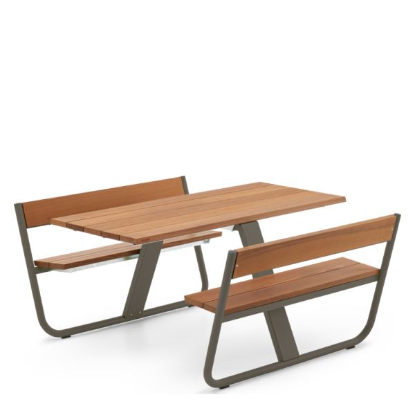 Extremis Outdoor Office Furniture | Steelcase