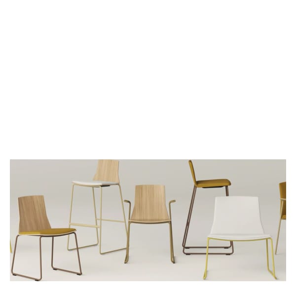 B-Free Modular & Configurable Office Lounge Furniture | Steelcase
