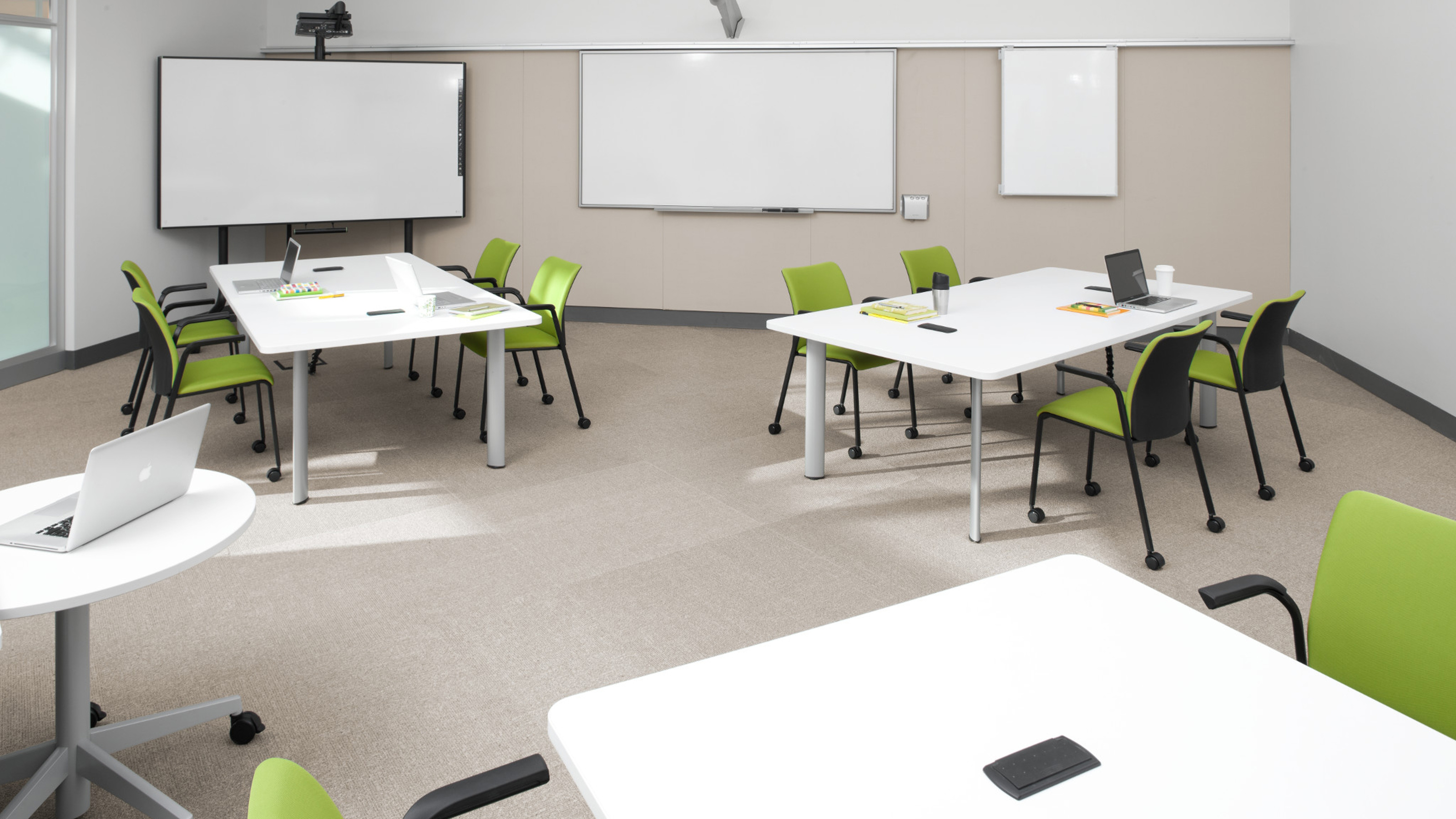 Reply Ergonomic Task Chairs & Comfortable Guest Seating | Steelcase