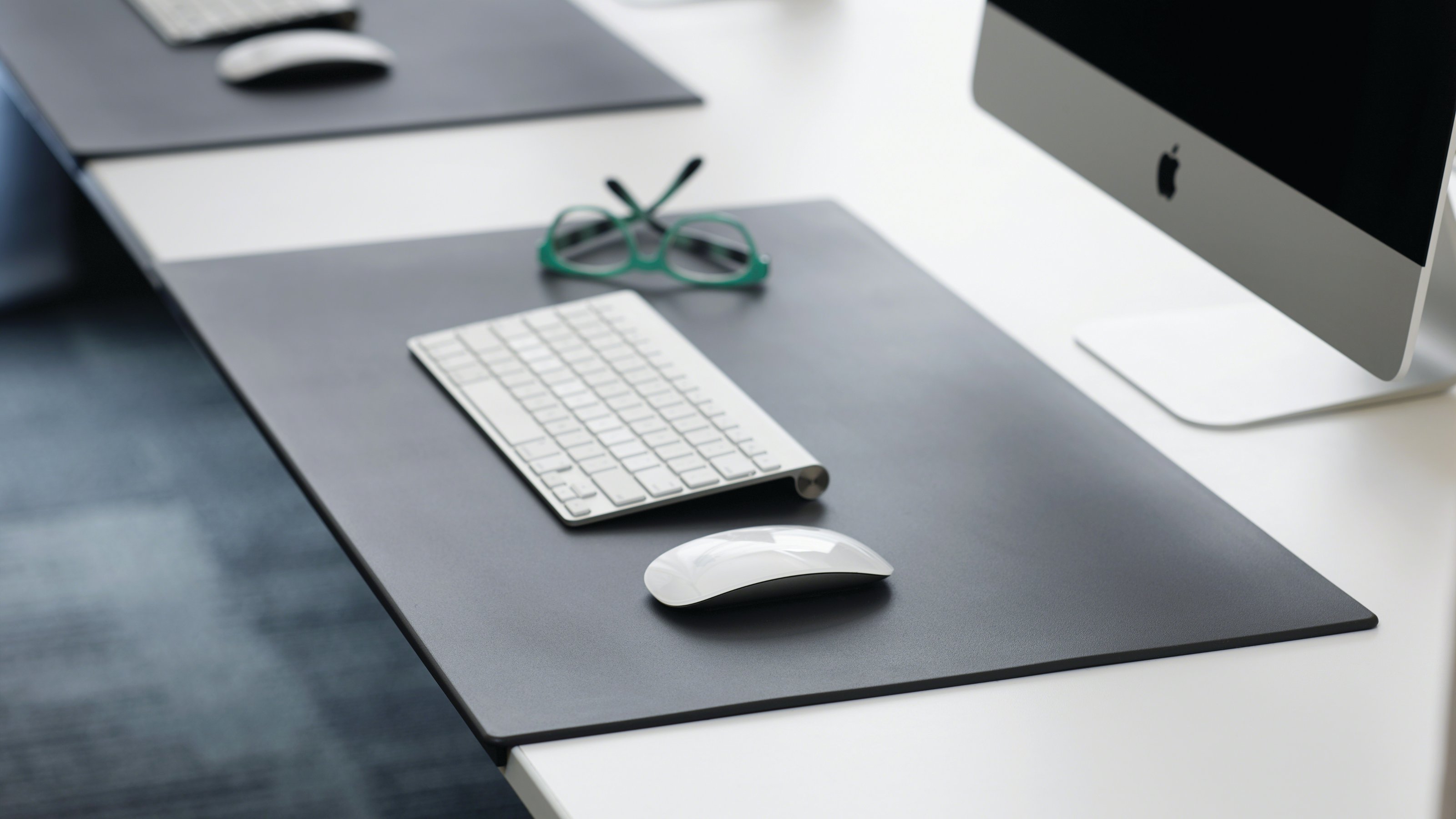 1+1 Organisation Worktools & Desk Accessories - Steelcase