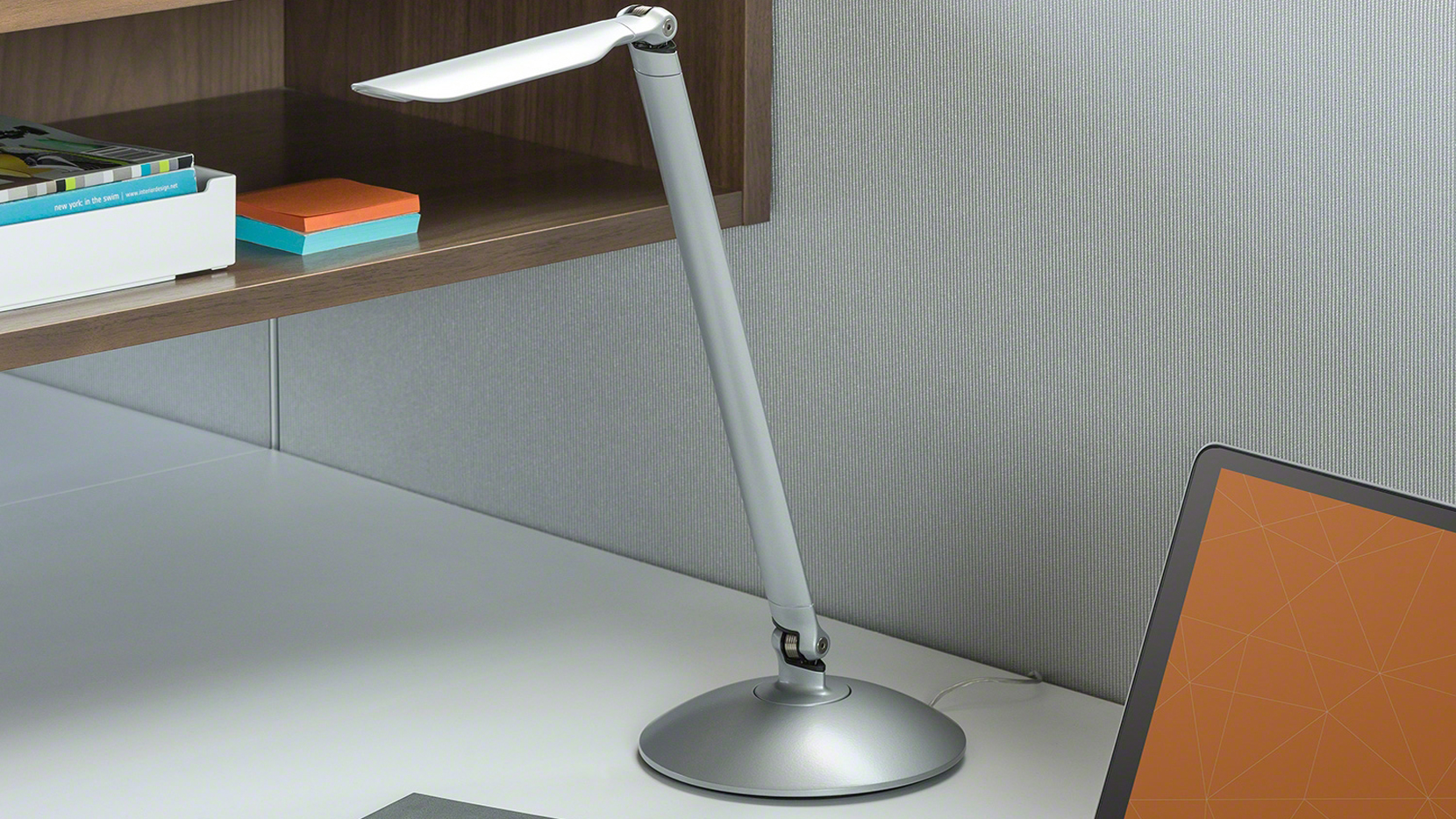 LED Linear Touch Desktop Lamp | Steelcase