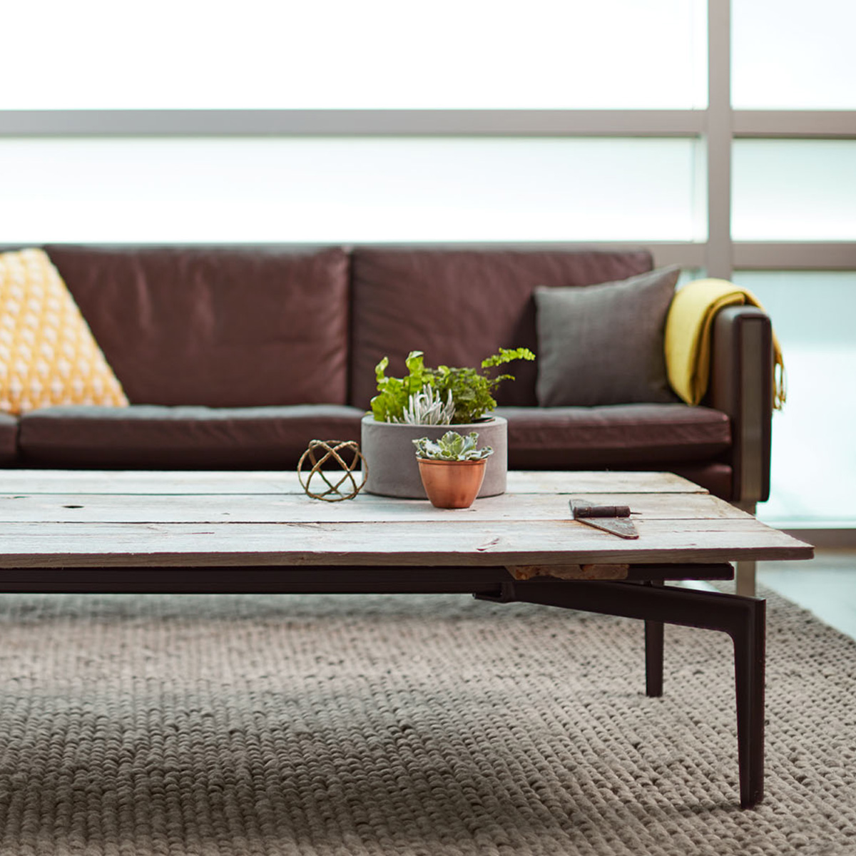 Bassline Modern Lounge & Coffee Tables | Steelcase