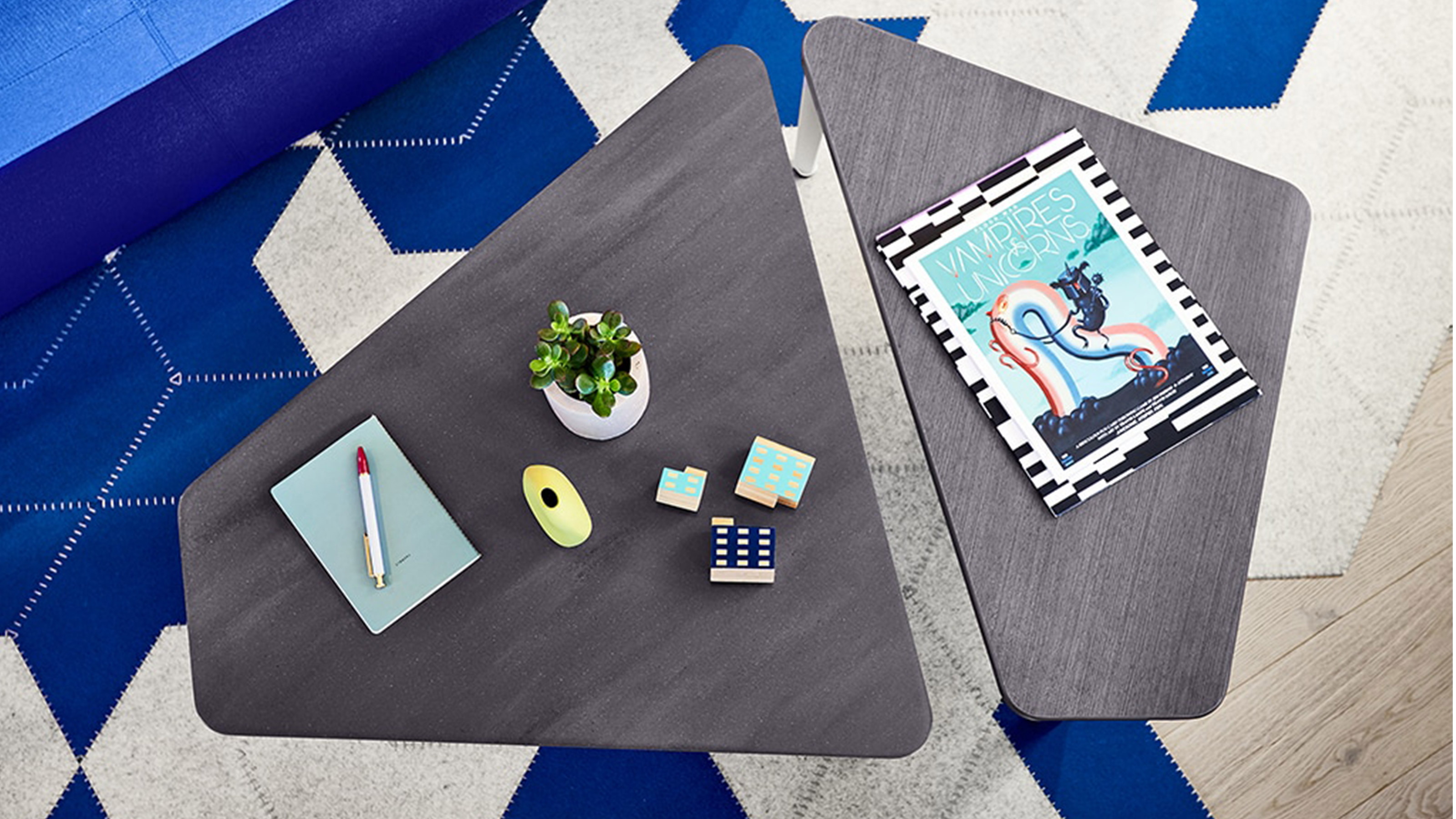 Bassline Asymmetrical Coffee Table | Steelcase