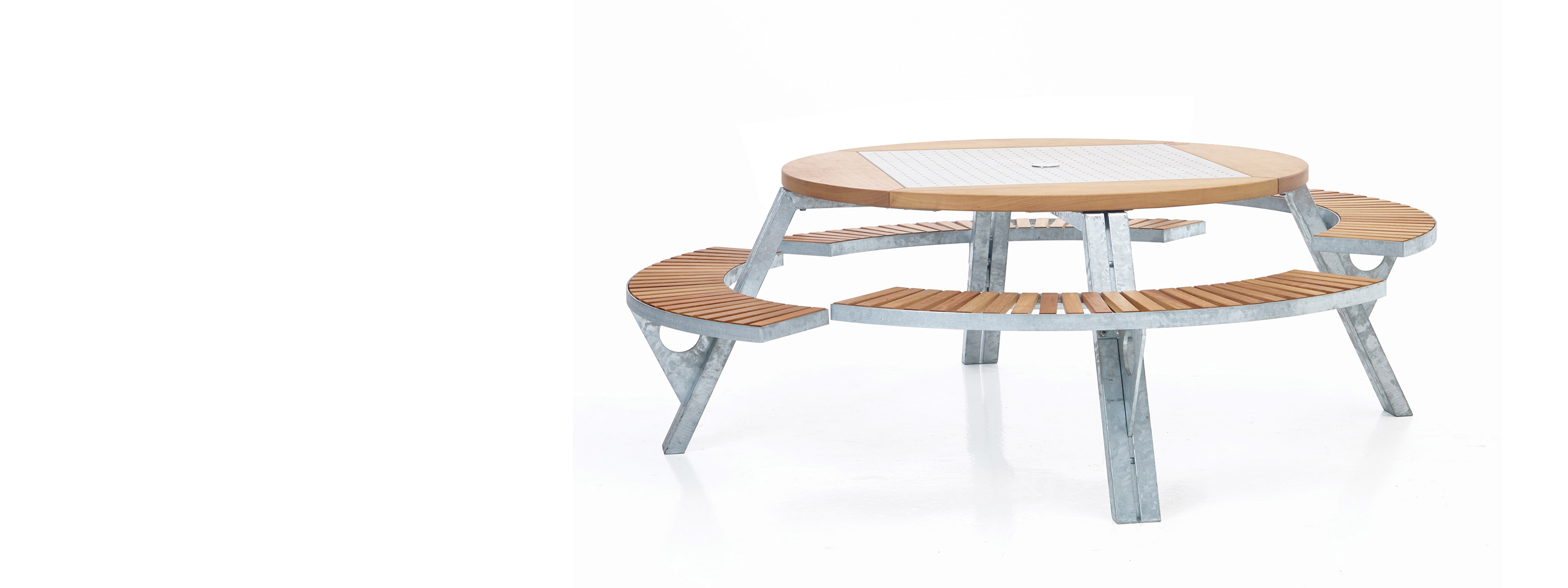 Gargantua Outdoor Picnic Table by Extremis | Steelcase