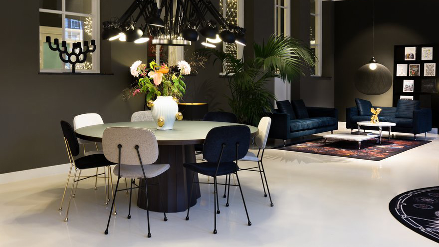 Steelcase + Moooi: Modern Abstract Rugs & Indoor Lighting | Steelcase