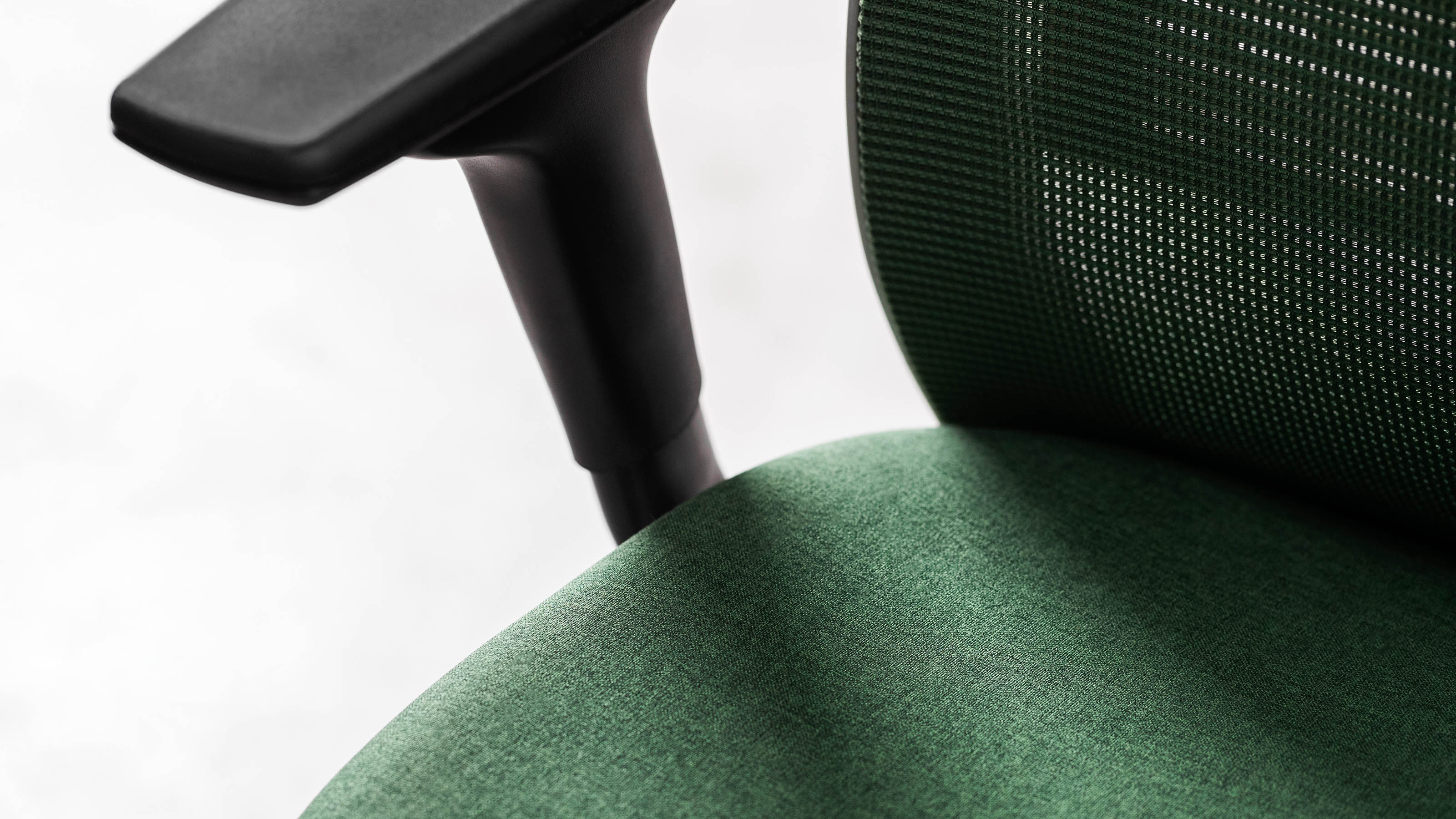 Personality™ Plus Sustainable Office Task Chair - Steelcase