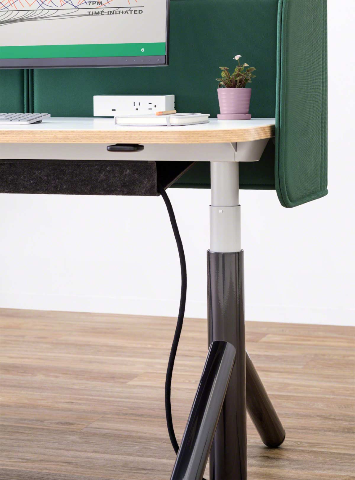 Steelcase Flex Electric Height-Adjustable Office Desk - Steelcase