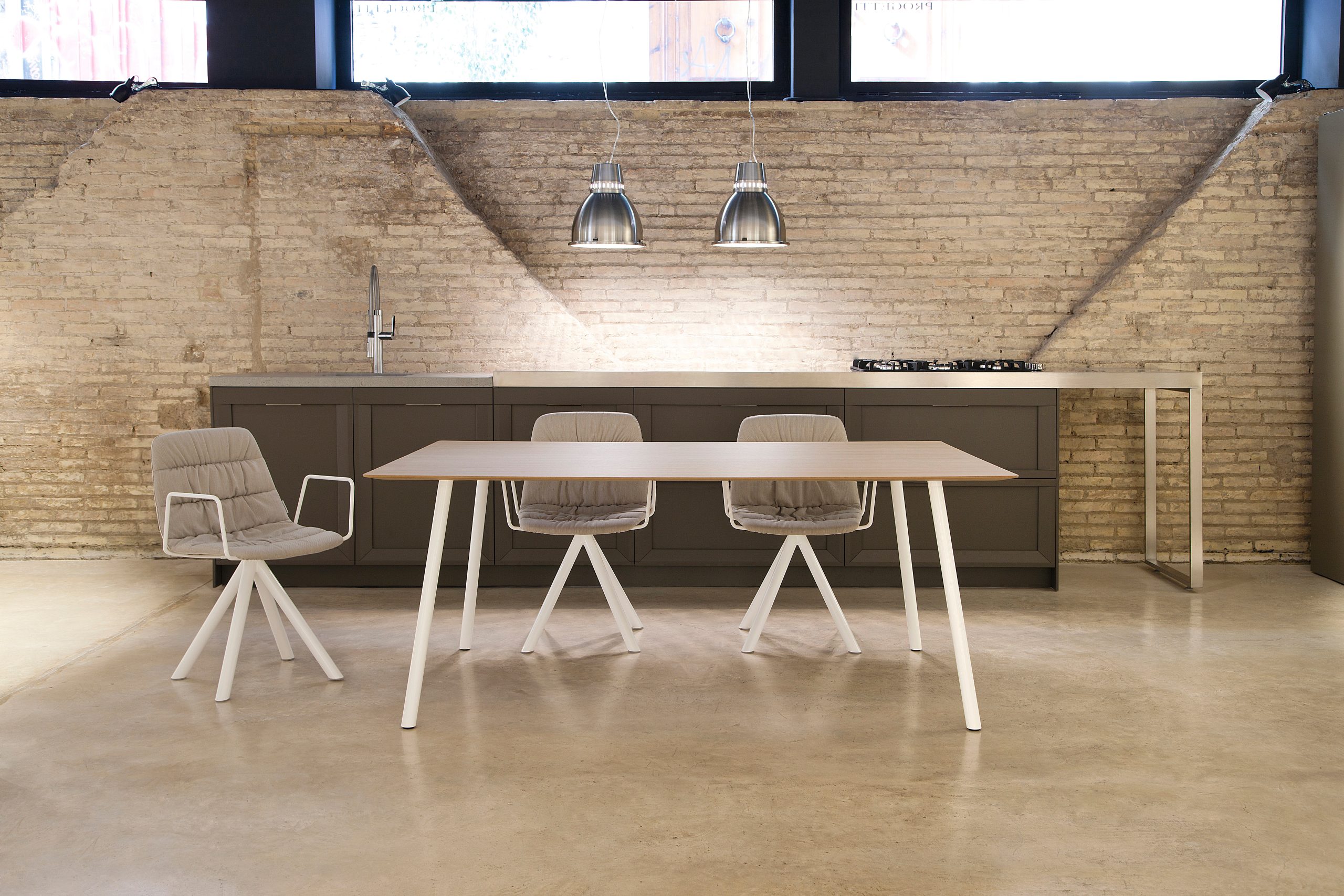 Maarten Table - Steelcase