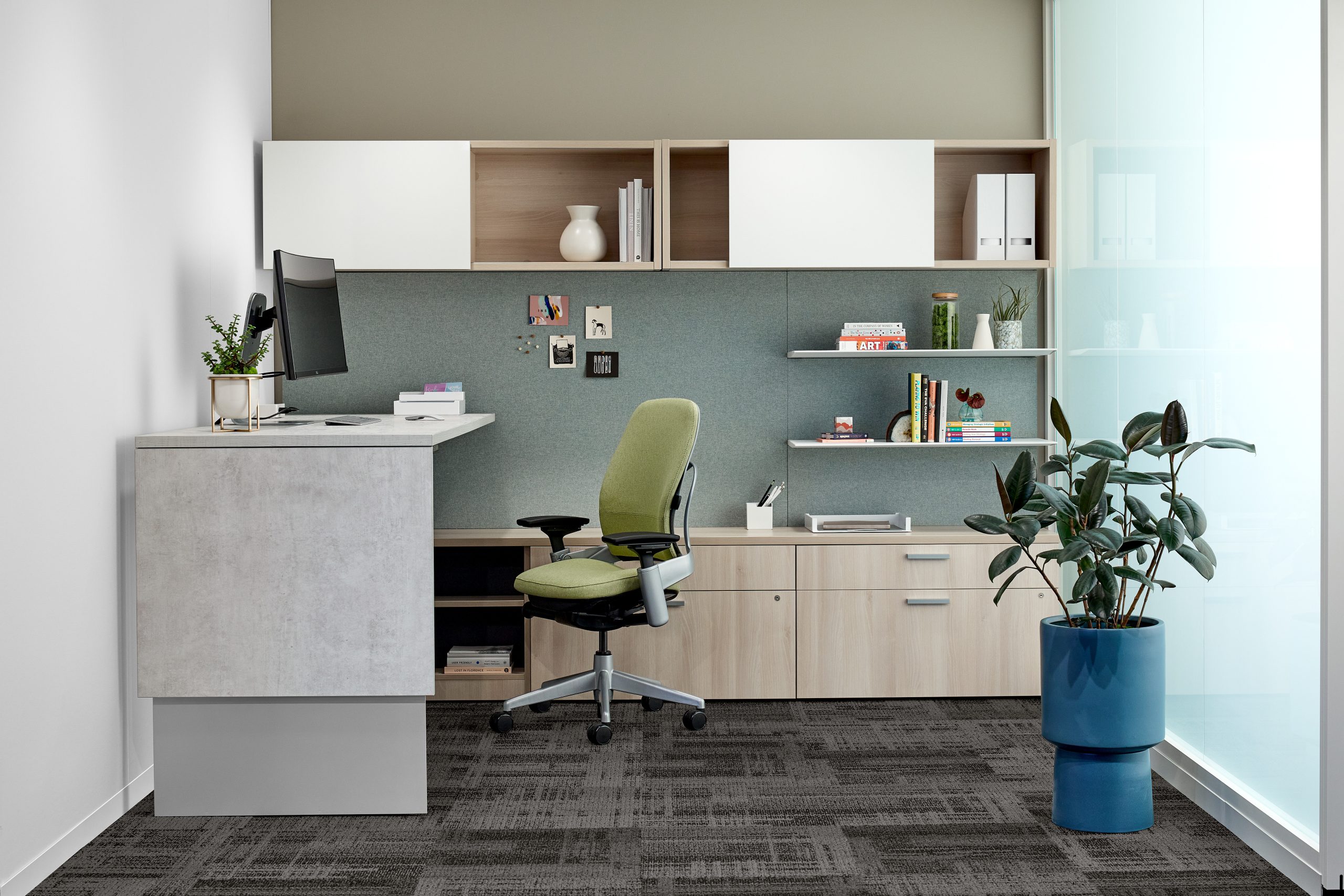 Slim Leg Height-Adjustable Desk & Ergonomic Table | Steelcase