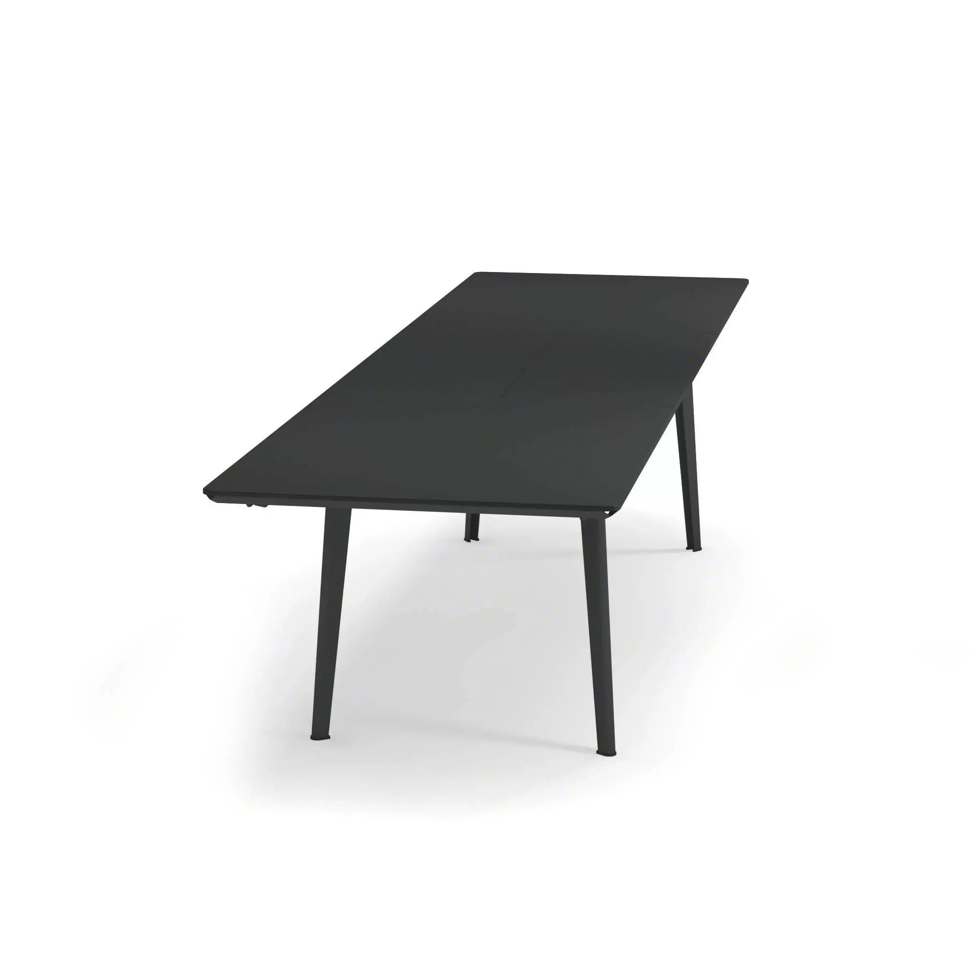 EMU Plus4 Table - Steelcase