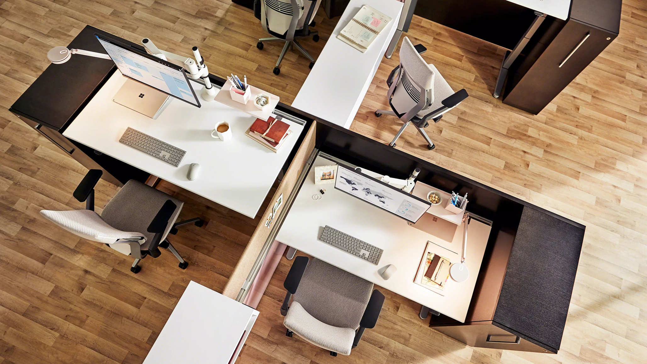 CF Series Single & Dual Adjustable Monitor Arm Mount | Steelcase