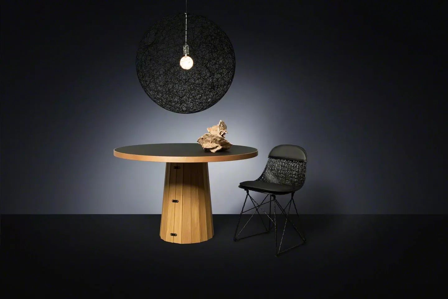 Container Versatile Tables by Moooi | Steelcase