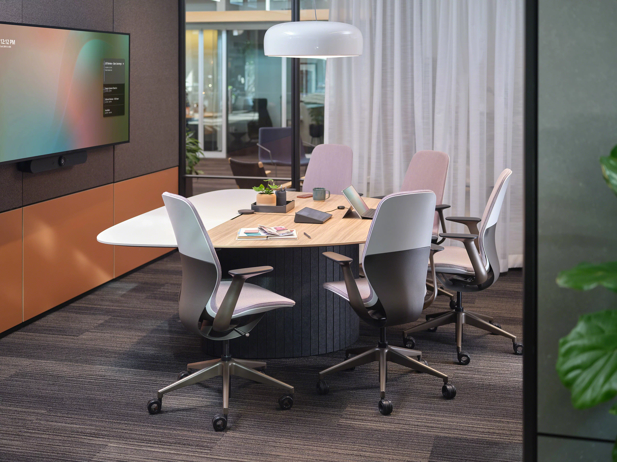 Ocular™ Conference Tables for Video Conferences - Steelcase