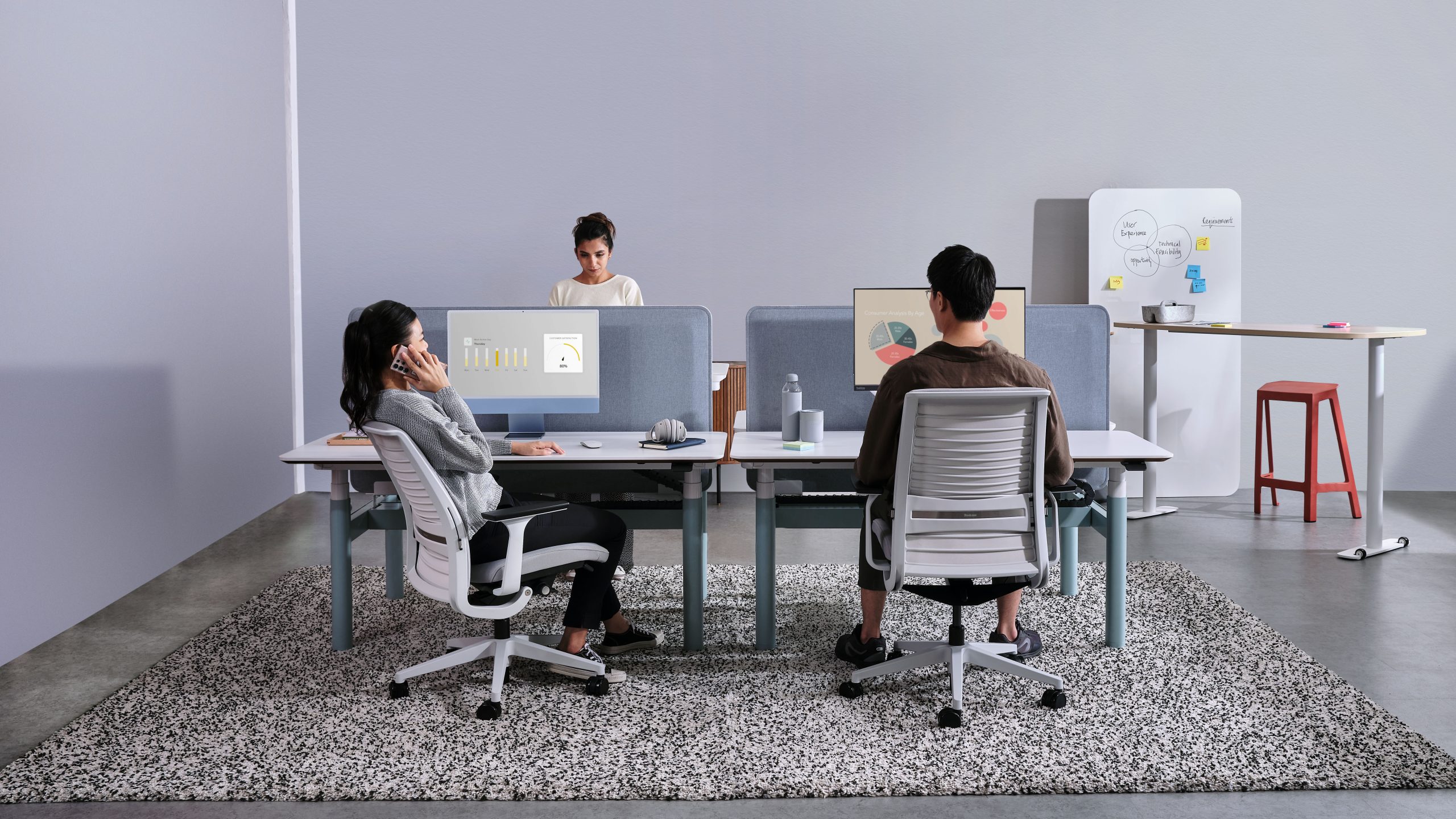 Migration SE Pro Electric Height-Adjustable Standing Desk - Steelcase