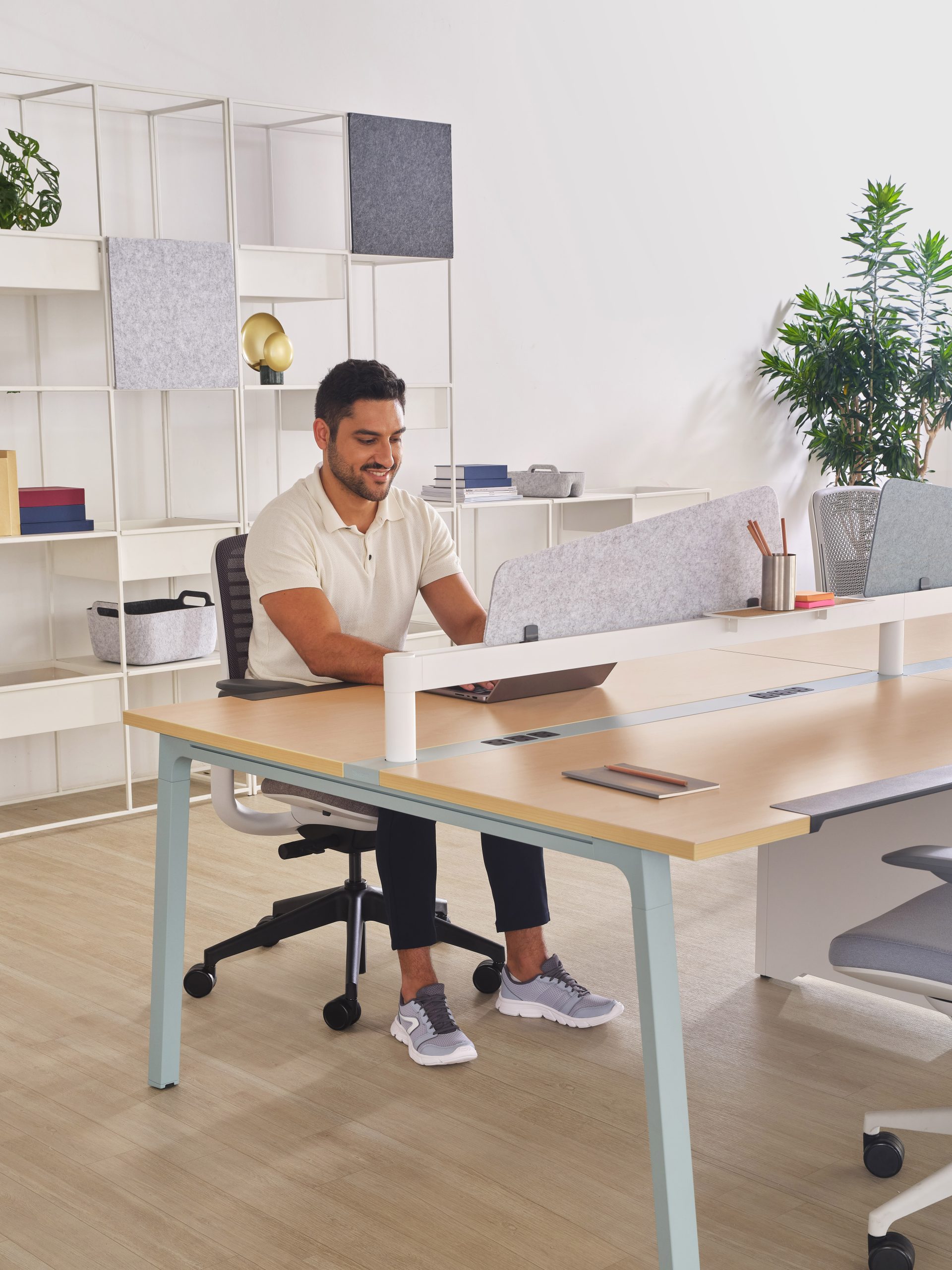 LexCo Workstation Desks Collection - Steelcase