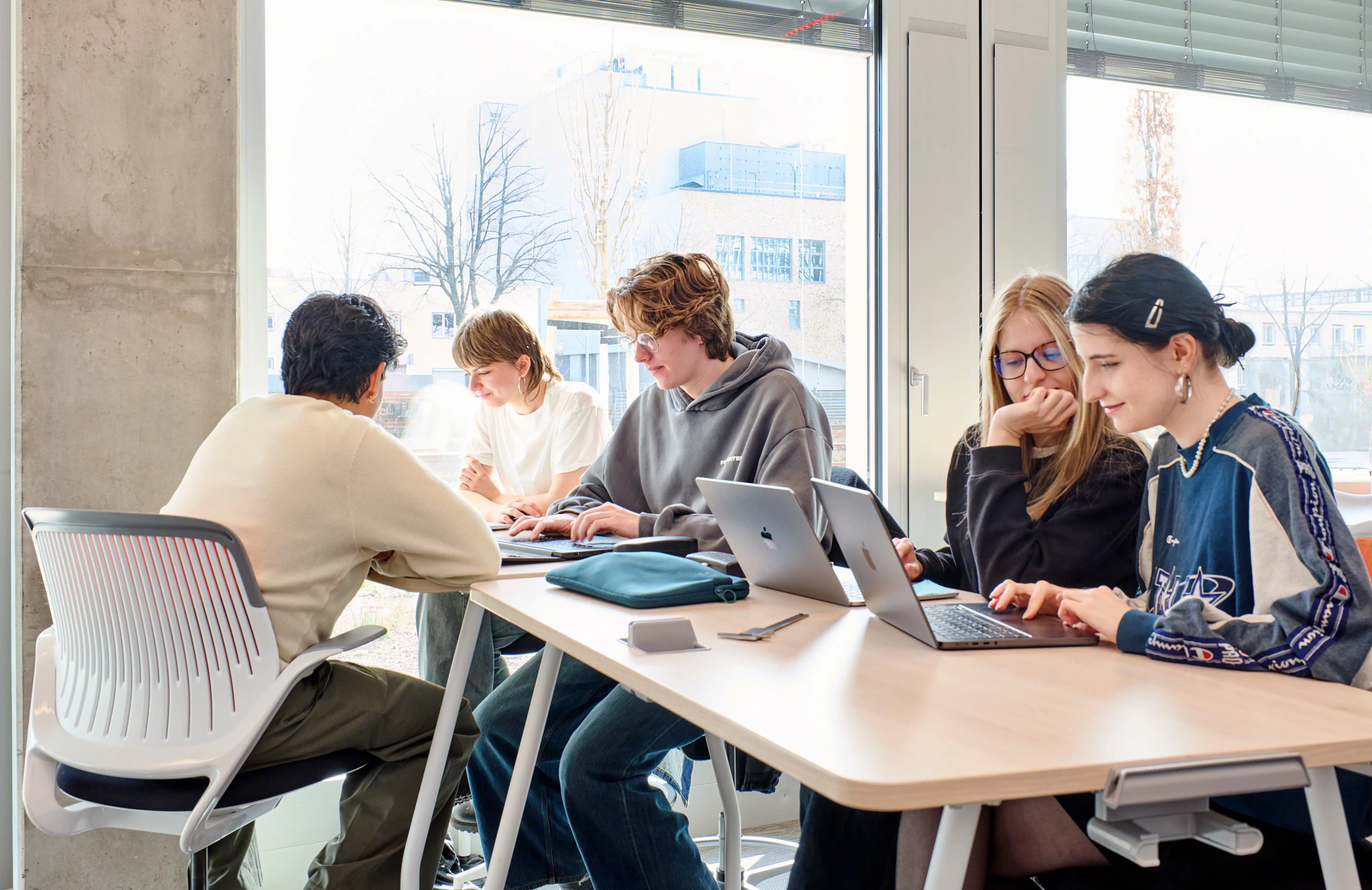Der neue Campus der SRH University Berlin | Steelcase