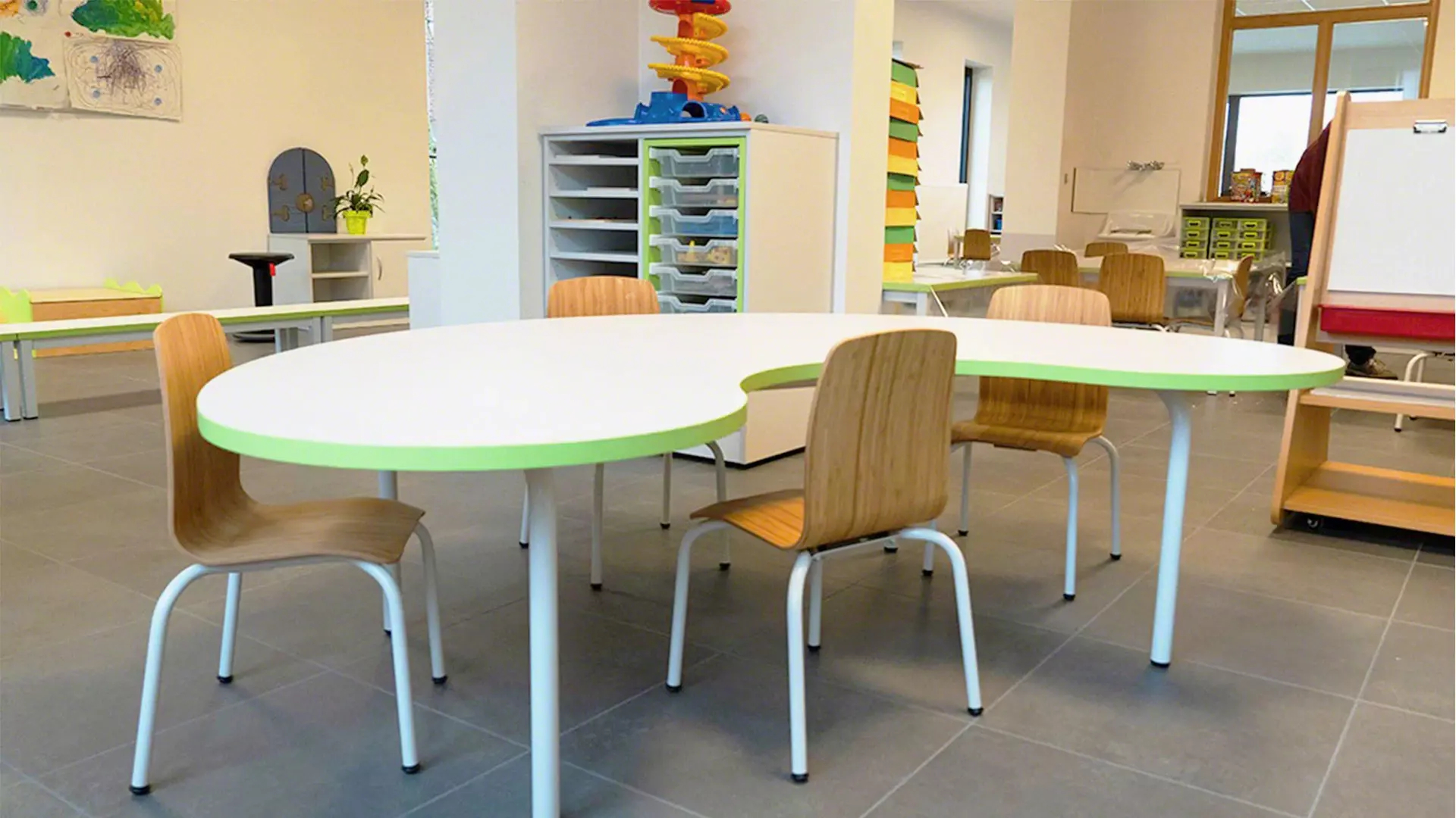 Tables SEED de Vanerum pour l’école primaire et la maternelle | Steelcase